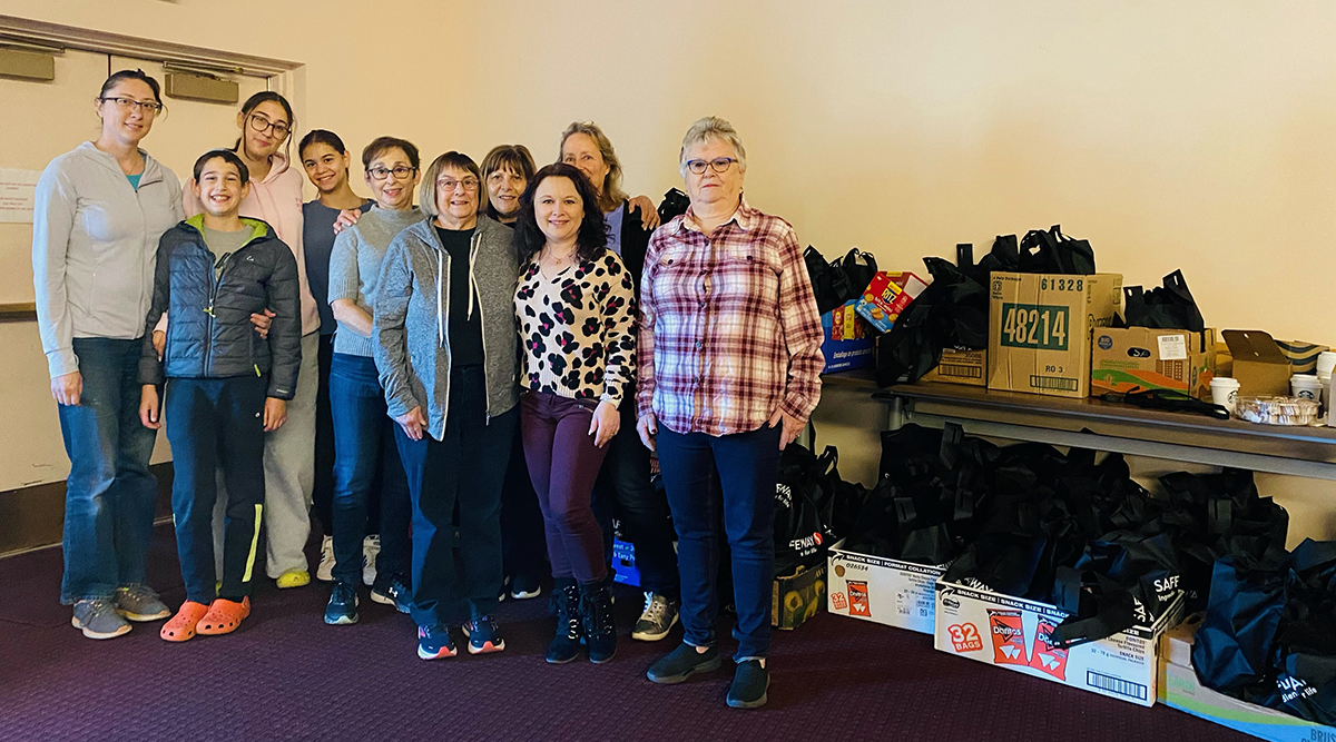 Edmonton Jewish Community provides lunch and essential items to the ...